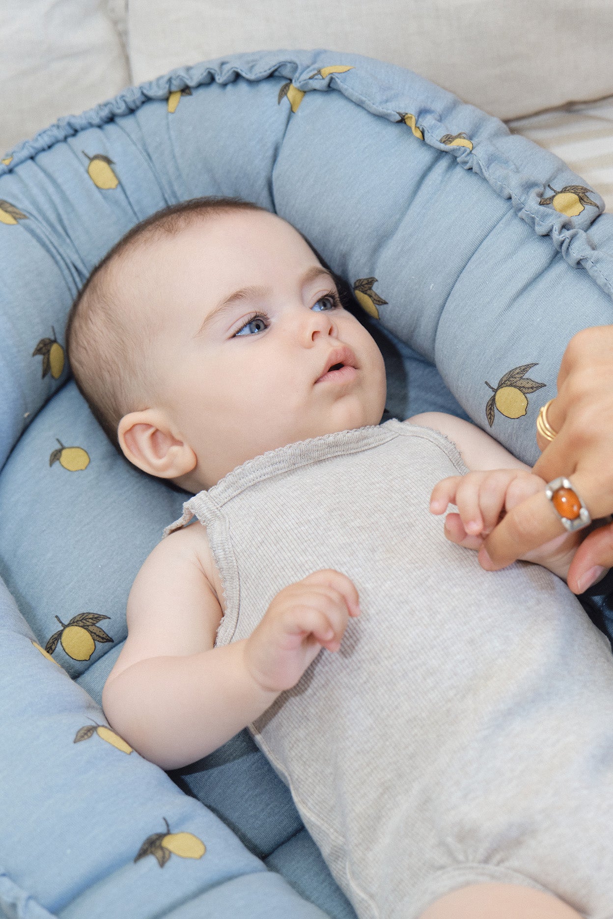 Nido para bebé – Cojín para bebé seguro y ajustable